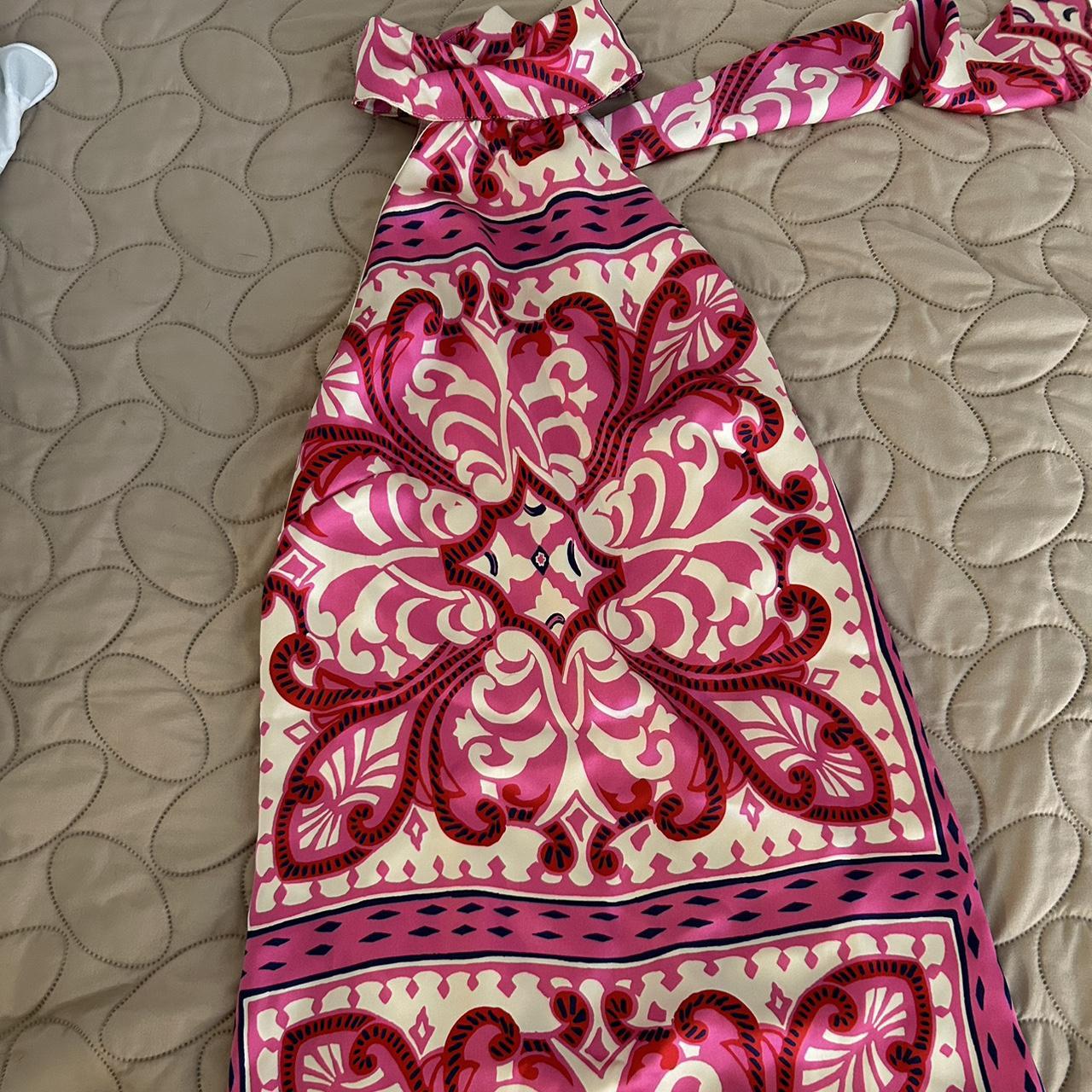 Never worn no tag pink Mango dress. Silk. XS. - Depop