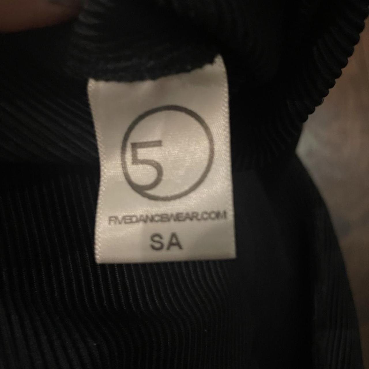 Five Dancewear rib set switch reverse crop size PA... - Depop