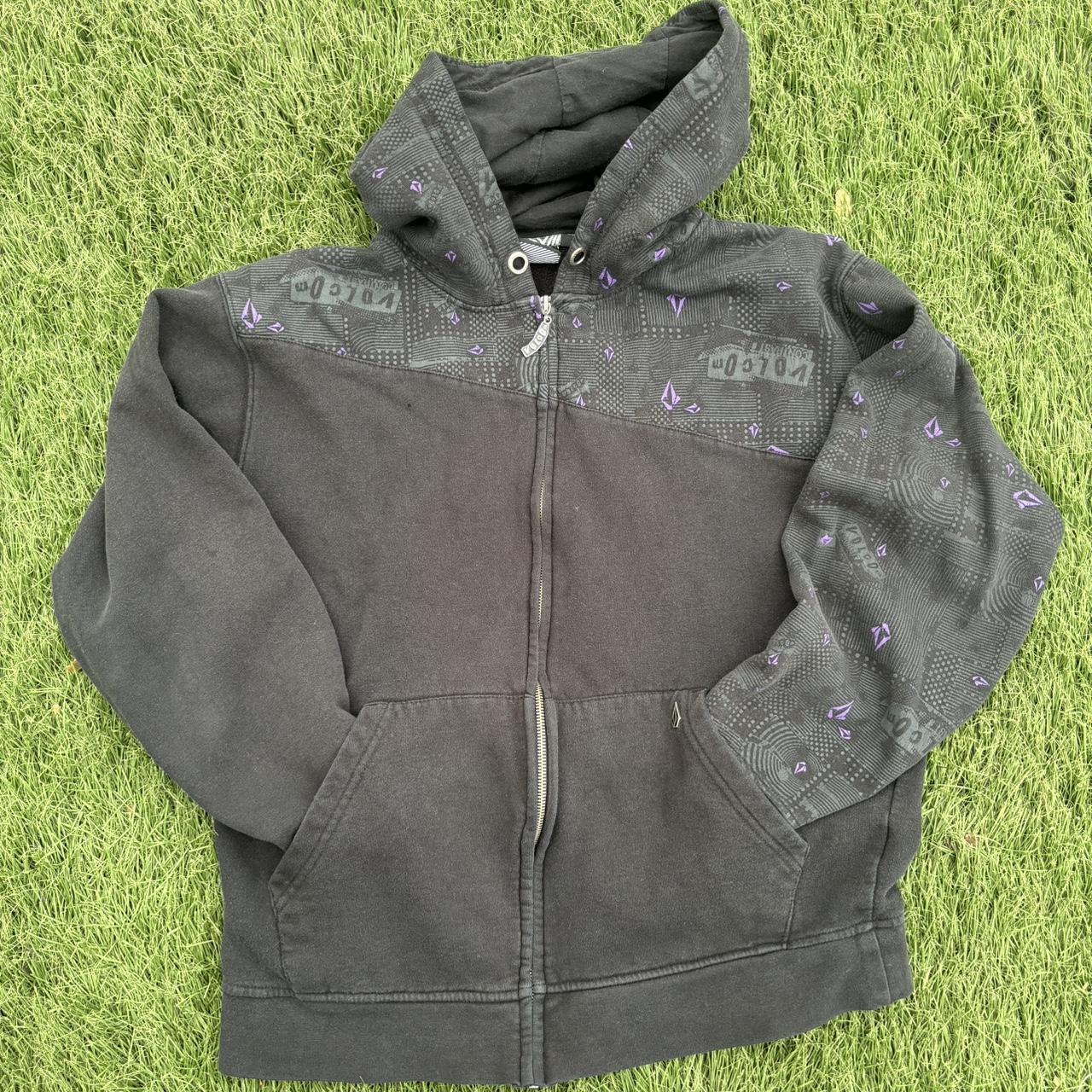 Volcom zip up Good condition only flaw is no strings... - Depop