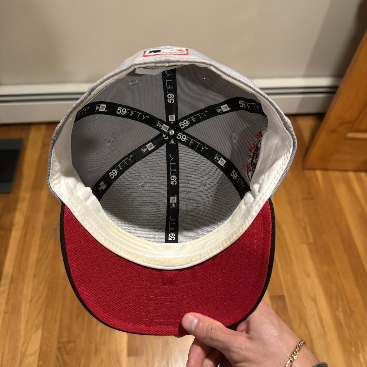 Size 7 1/8 Throwback Angels fitted hat #streetwear... - Depop