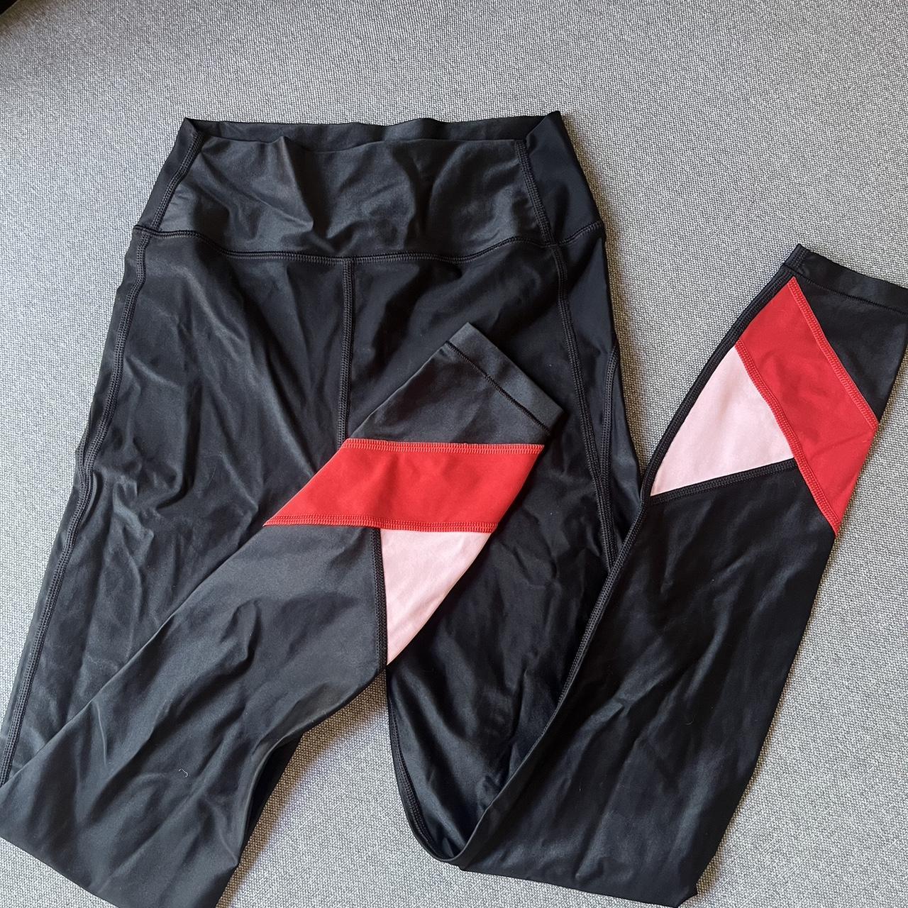 white fox active wear size S never worn - Depop