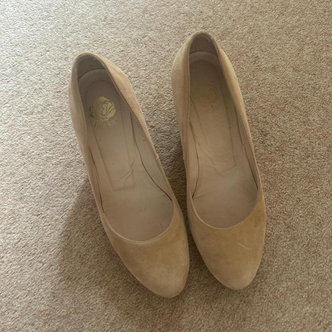Lisa Kay beige suede cork wedges only worn a few... - Depop