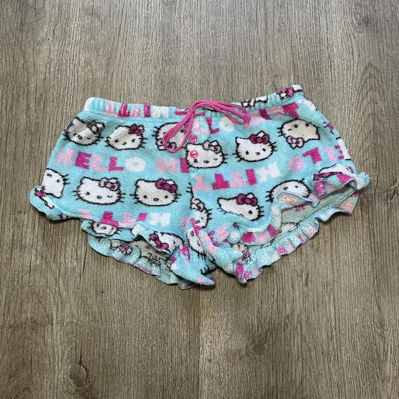 🌱Adoable hello kitty lowrise pj shorts 🌱 ~ Size :... - Depop