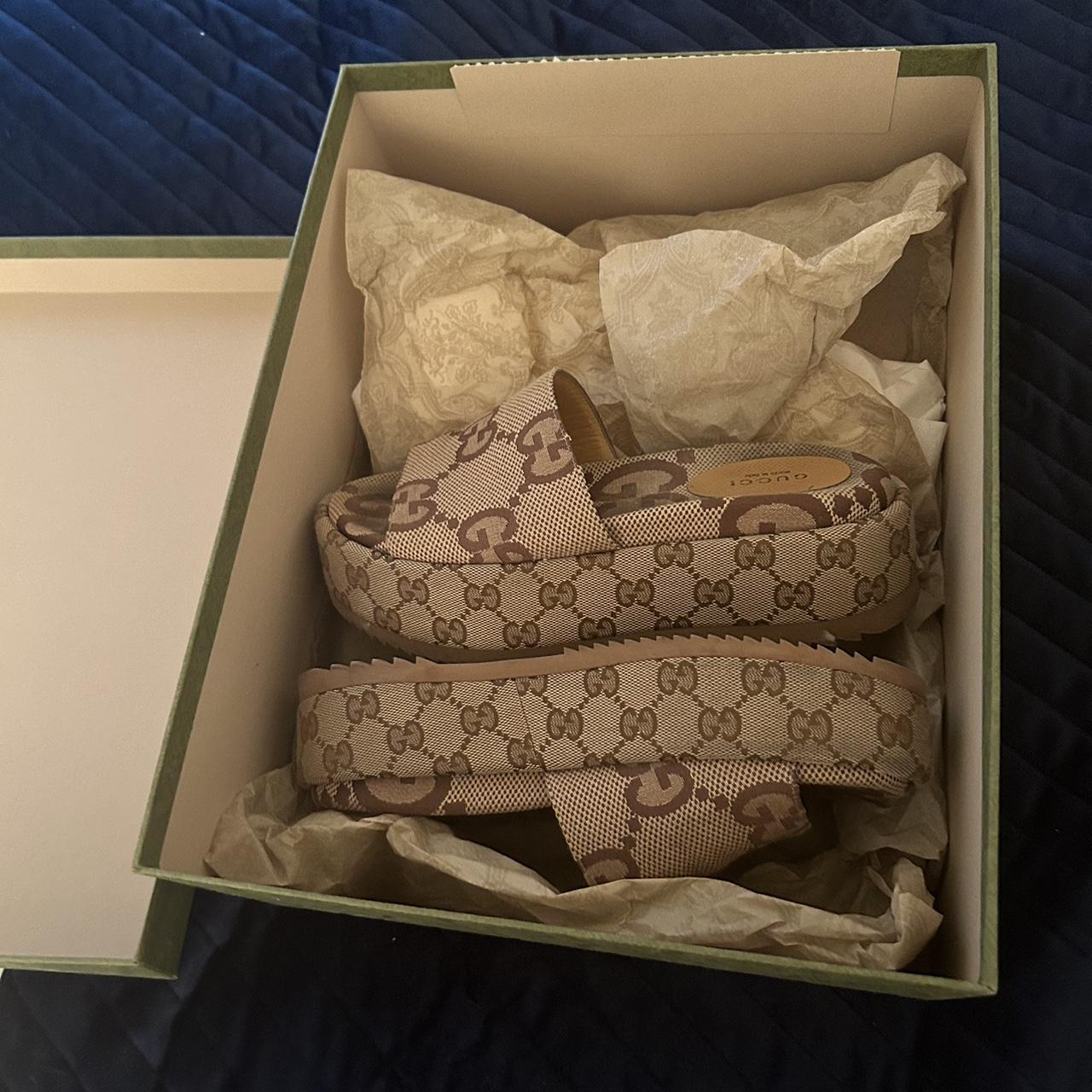 Gucci Women's Brown and Tan Slides | Depop