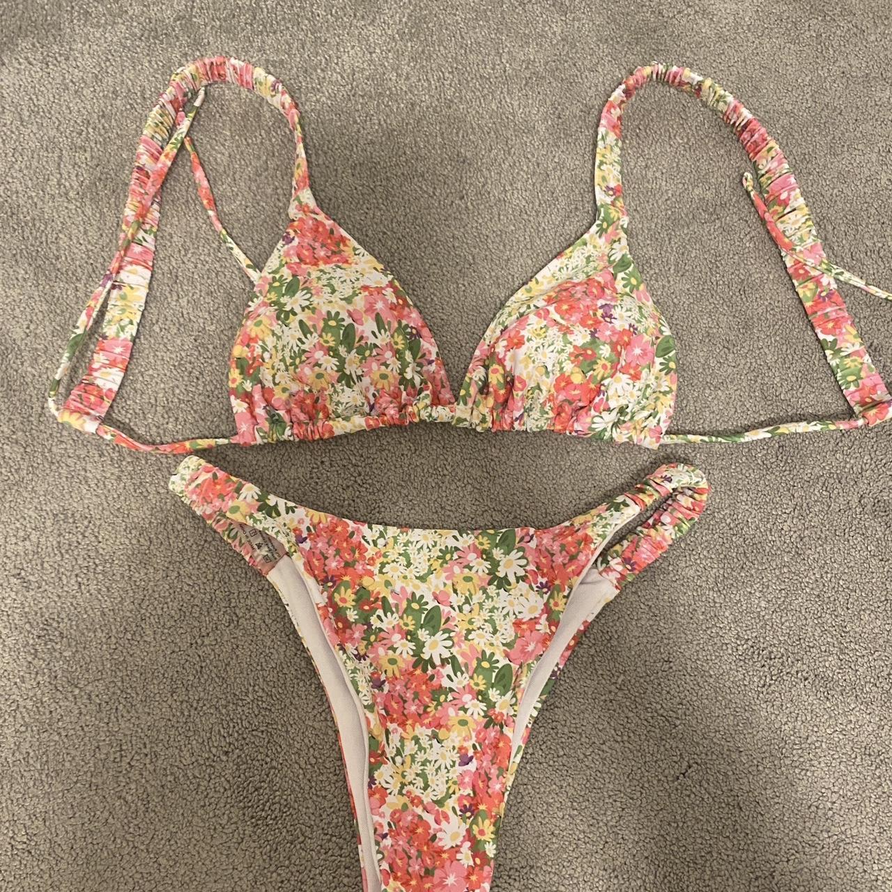 Love shack fancy bikini dupe Super cute size S - Depop