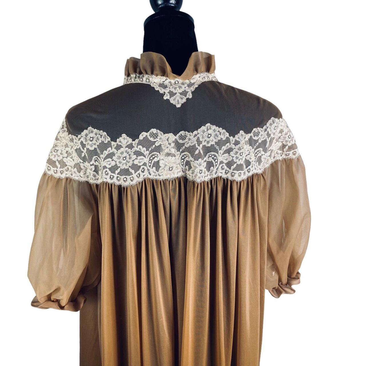 Vanity Fair Women's Brown and White Jumper | Depop