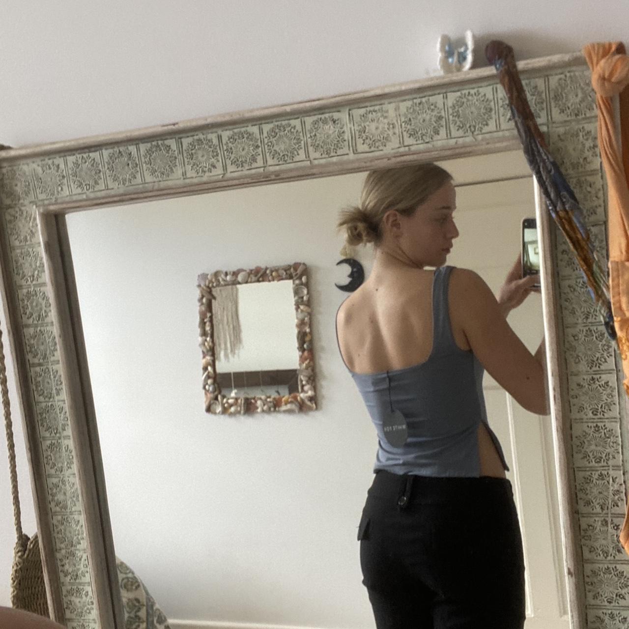 white fox tank - Depop