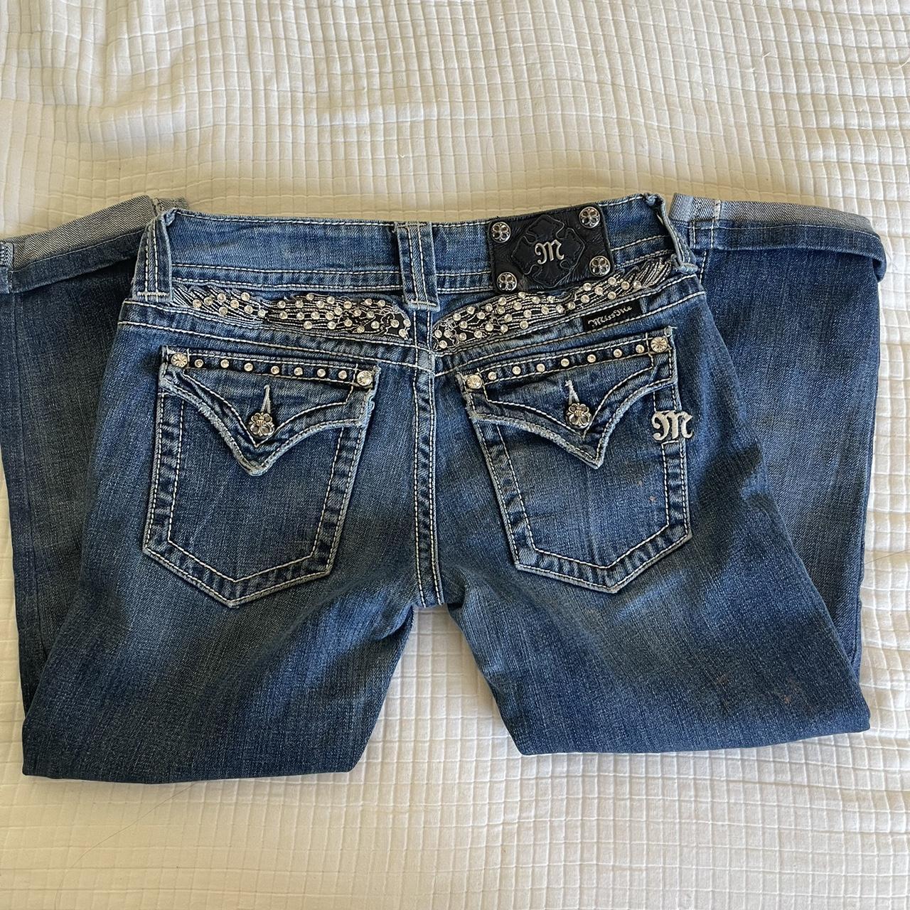 Miss me low rise capris So so flattering Staining... - Depop