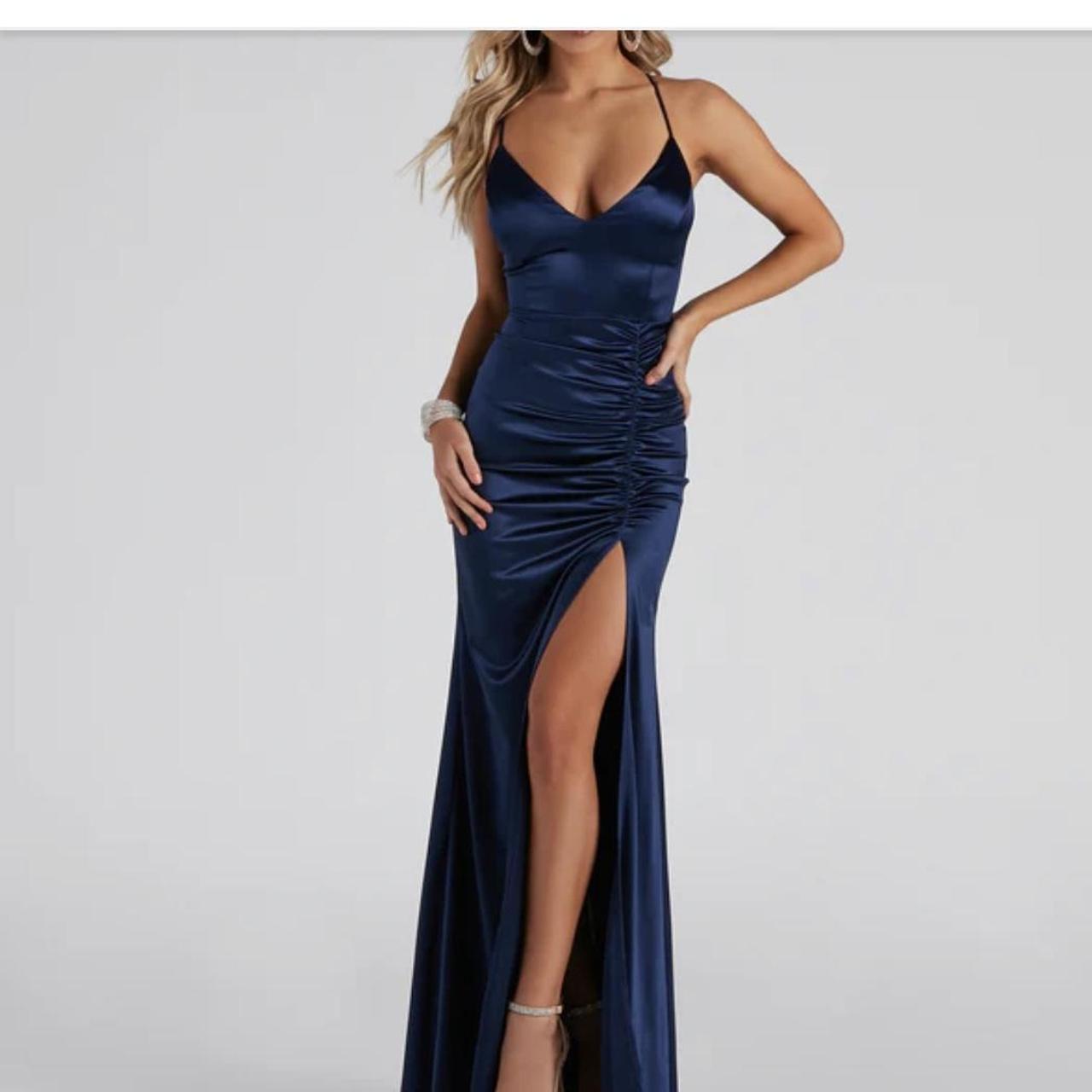 STUNNING Windsor navy blue formal dress 🖤 Purchased... - Depop