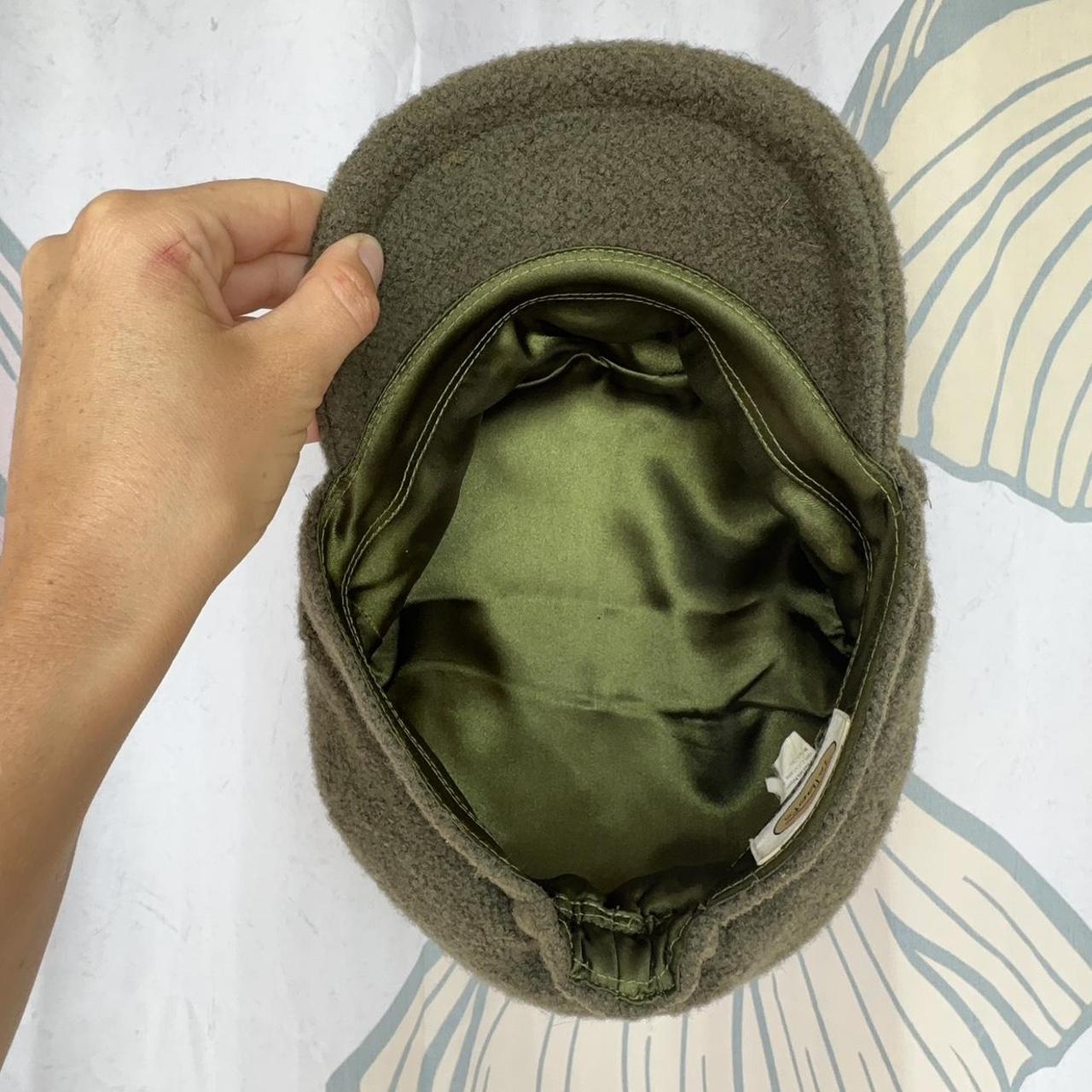 Talbots Y2K Green newsboy style hat Made of wool... - Depop