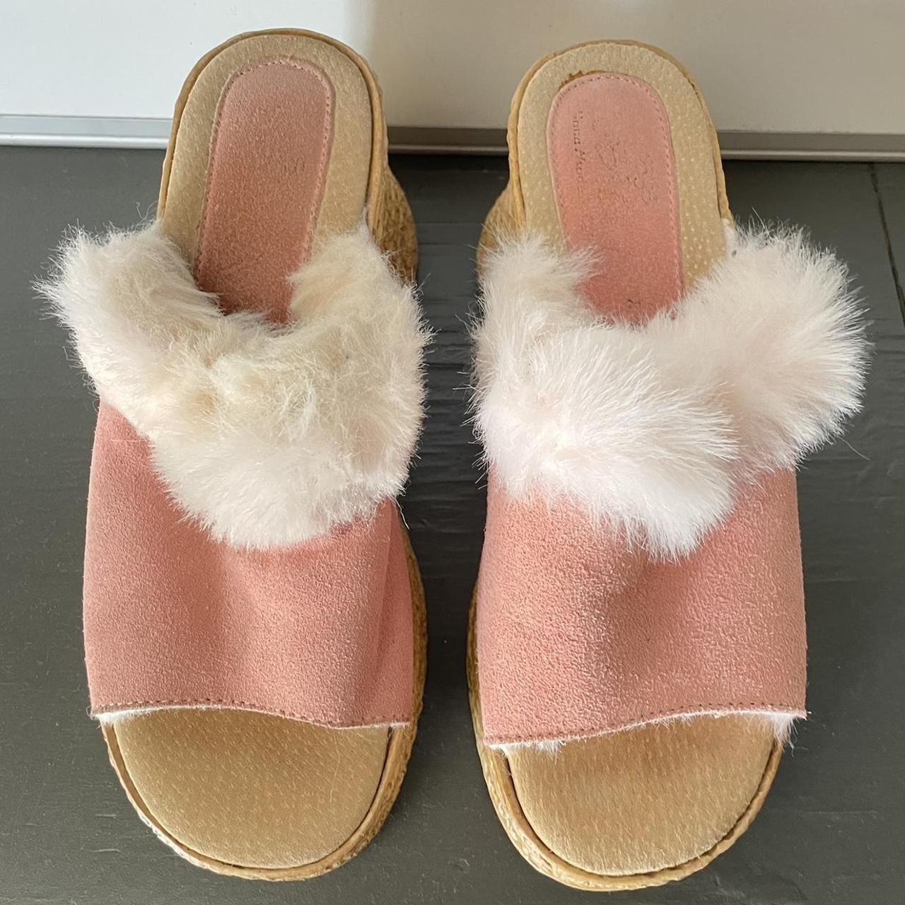 Women's Pink Mules | Depop