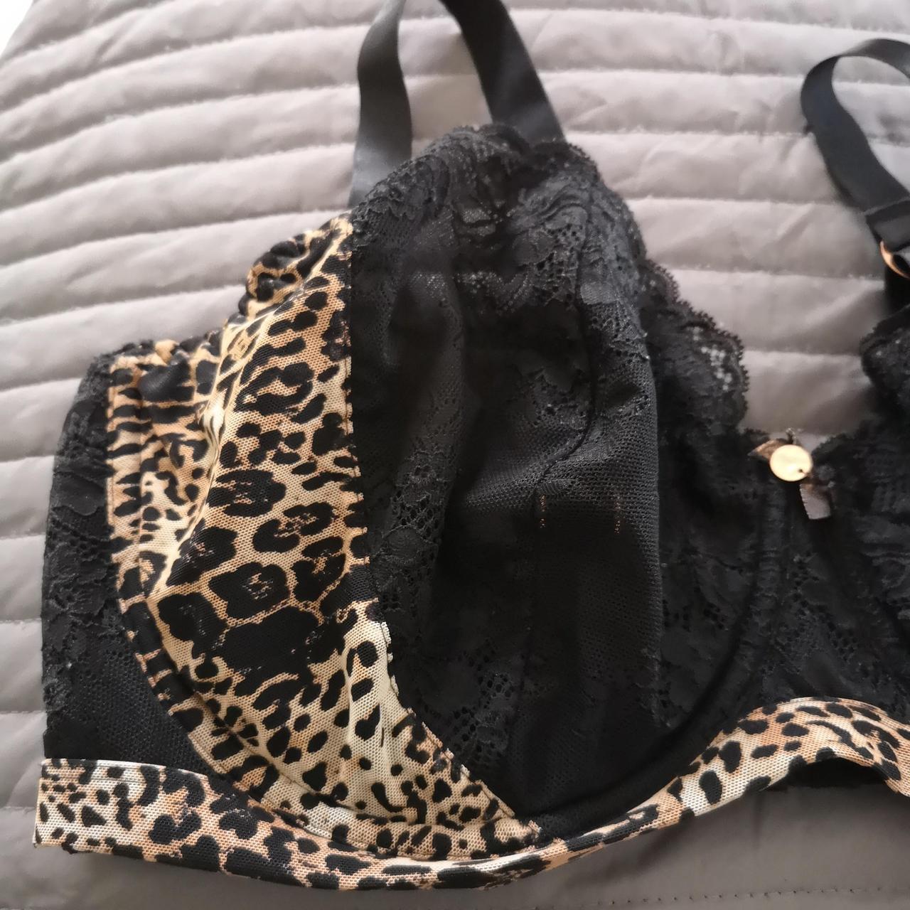 George Size 40F Underwired and non padded Like... - Depop