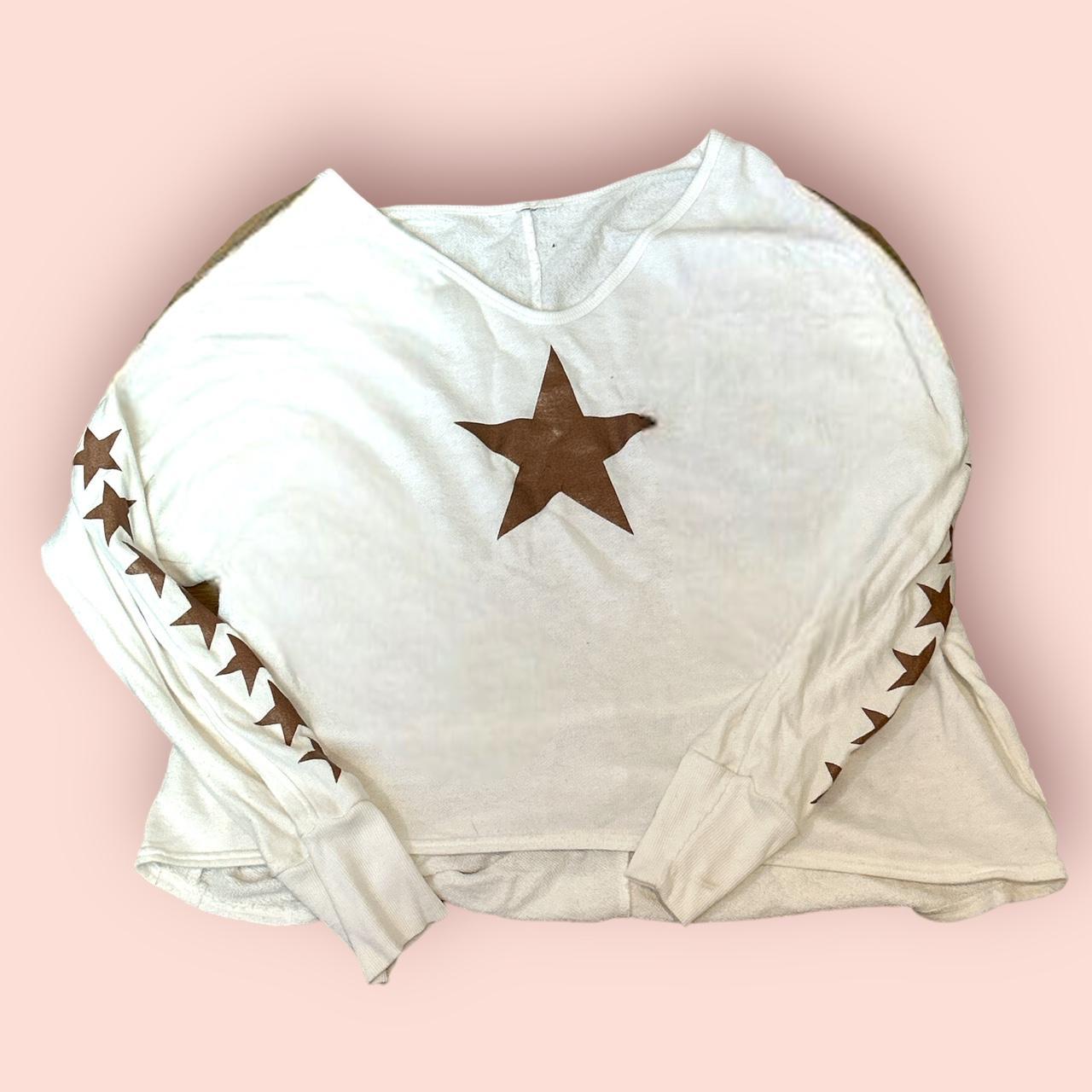 The cutest centered star long sleeve fleece sweater... - Depop