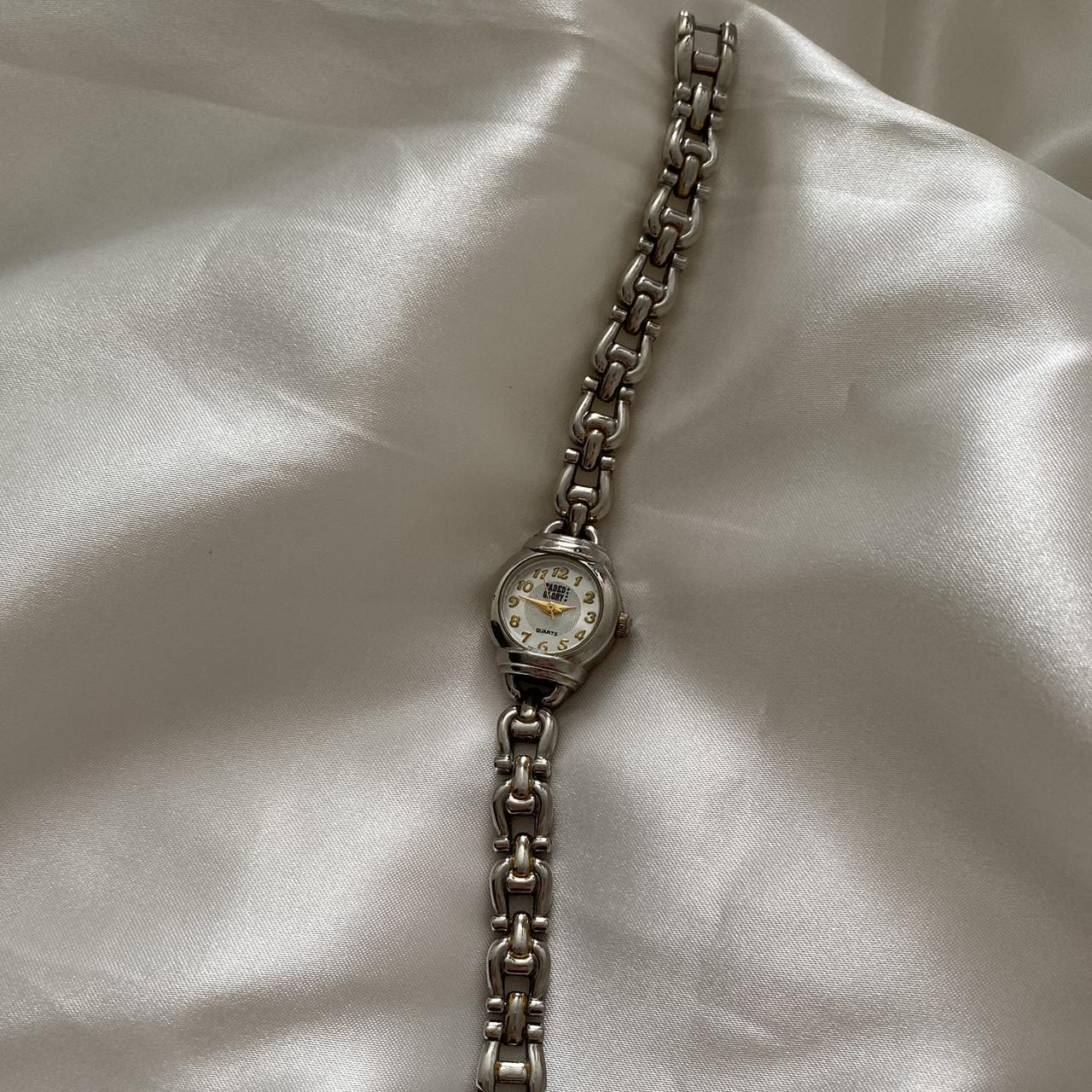 Beautiful Vintage Dainty Silver Tone Watch . Has... - Depop