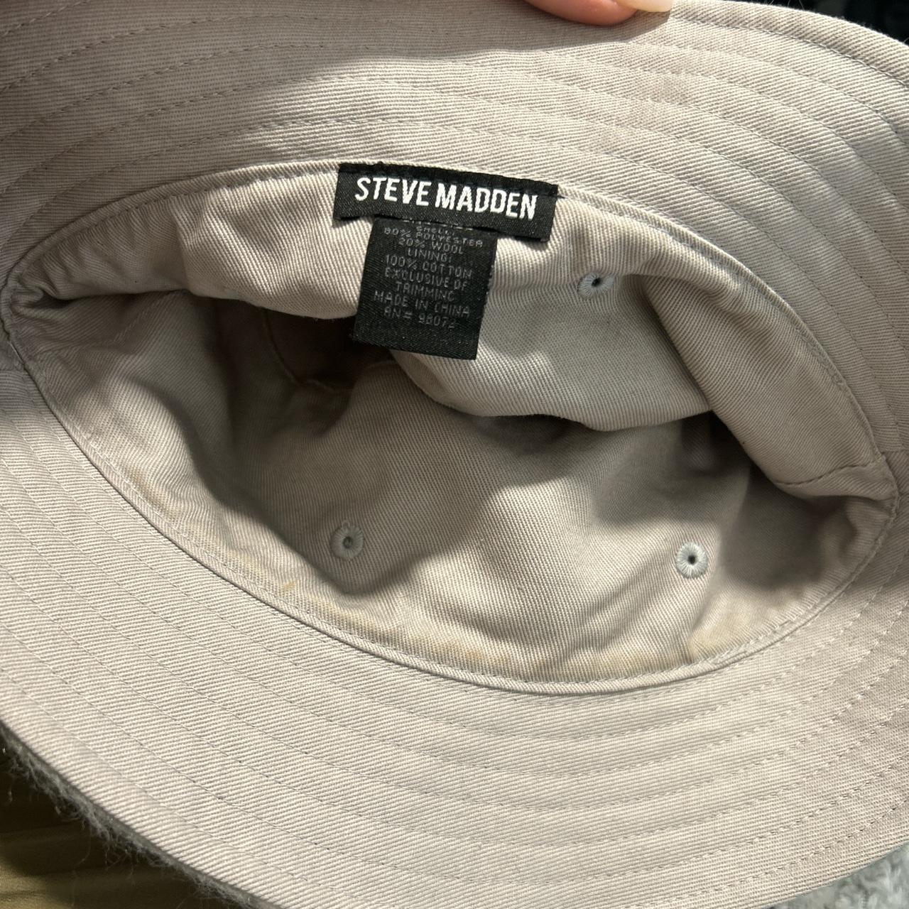 Wool Steve Madden bucket hat Worn a few times, only... - Depop
