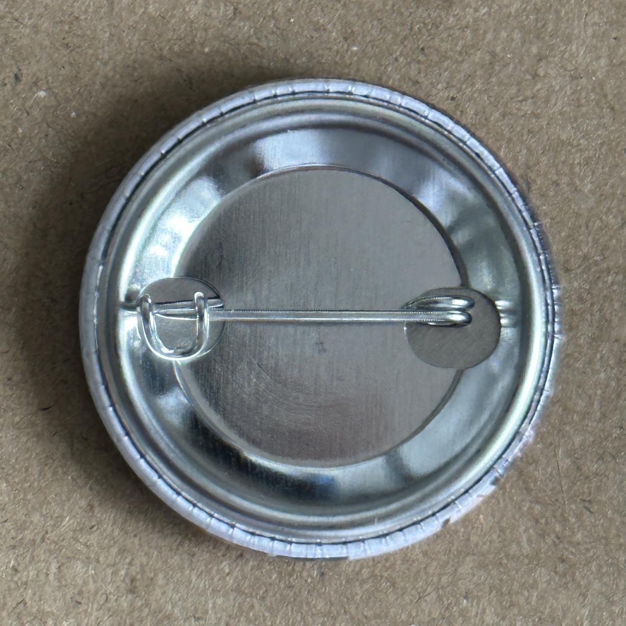 Tv Girl Pinback Button! ⭒☆━━━━━━━━━━━━━━━☆⭒ 💌🧸All... - Depop