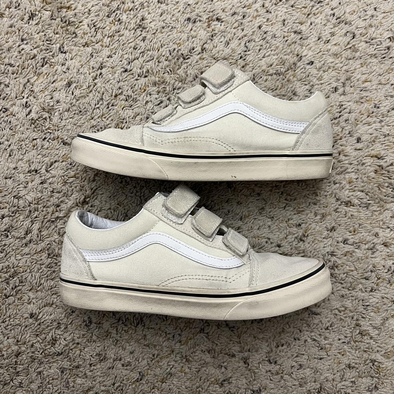 Vans Women's Cream Trainers | Depop