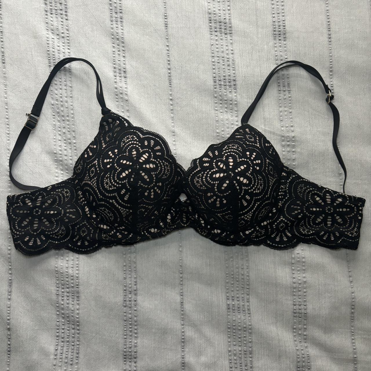 Aerie black lace push-up bra Very cute 36C... | Depop