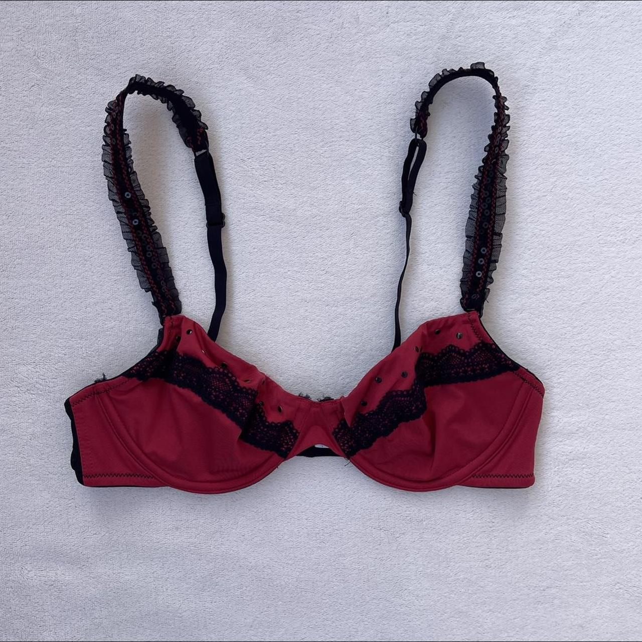 Absolutely stunning red bra 🍓 Adjustable straps and... - Depop