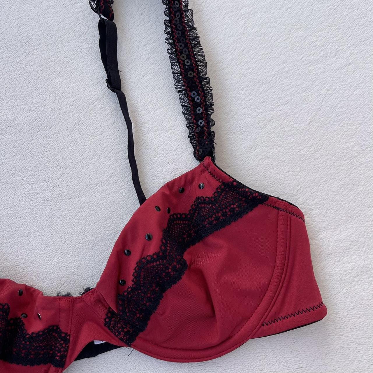 Absolutely stunning red bra 🍓 Adjustable straps and... - Depop