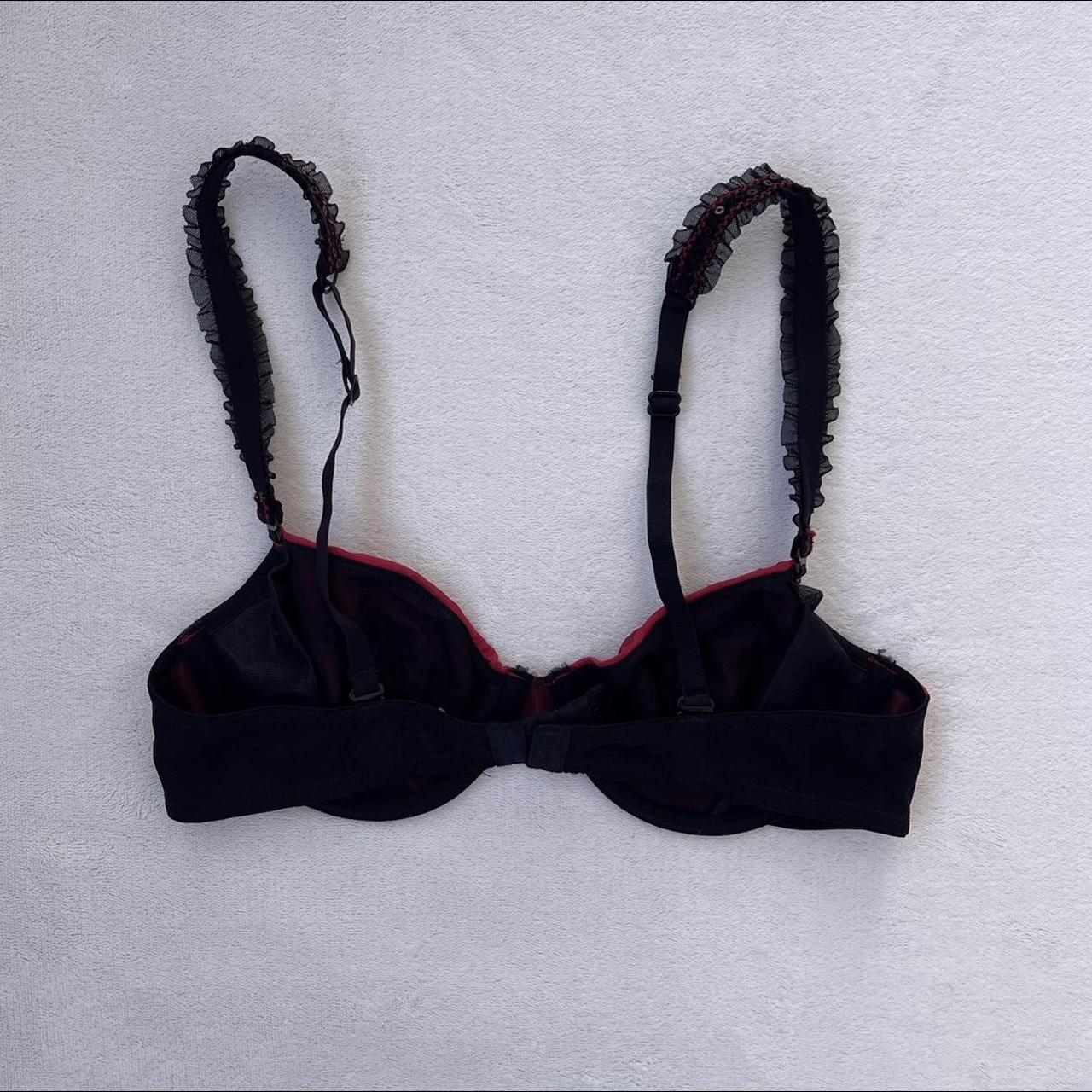 Absolutely stunning red bra 🍓 Adjustable straps and... - Depop