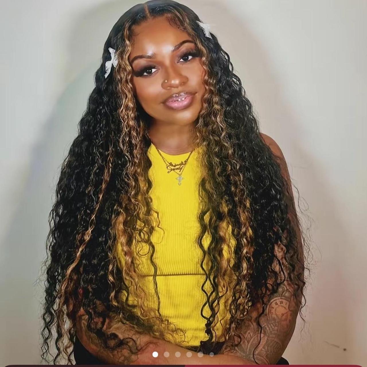 26 inch , human wig with blonde highlights ( will... | Depop