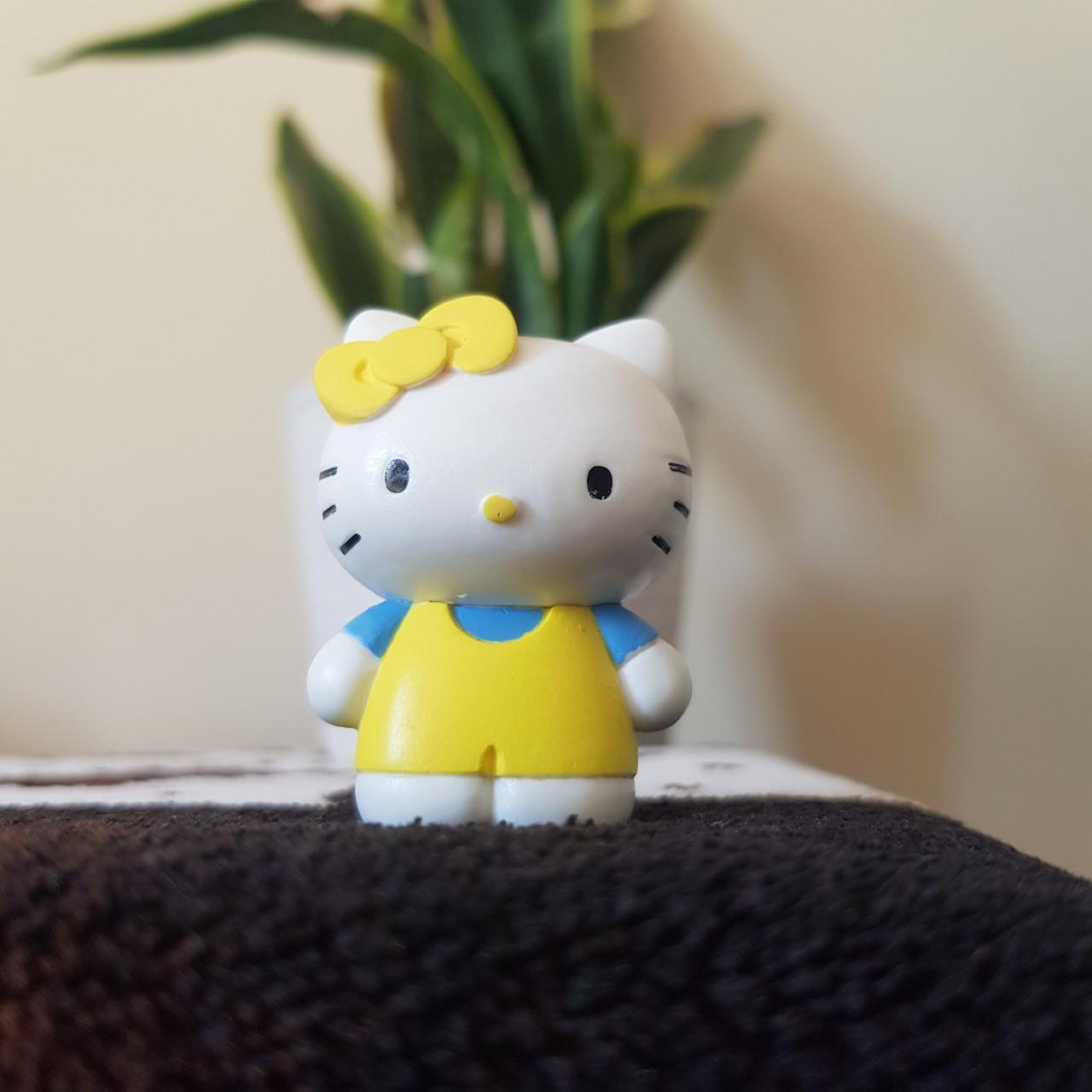 Hello Kitty White and Yellow Dolls-accessories | Depop