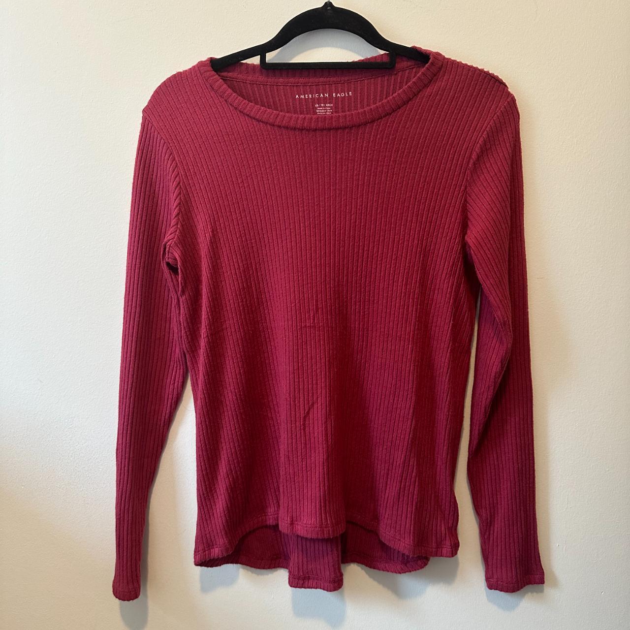 American Eagle Outfitters Women's Burgundy and Red T-shirt | Depop