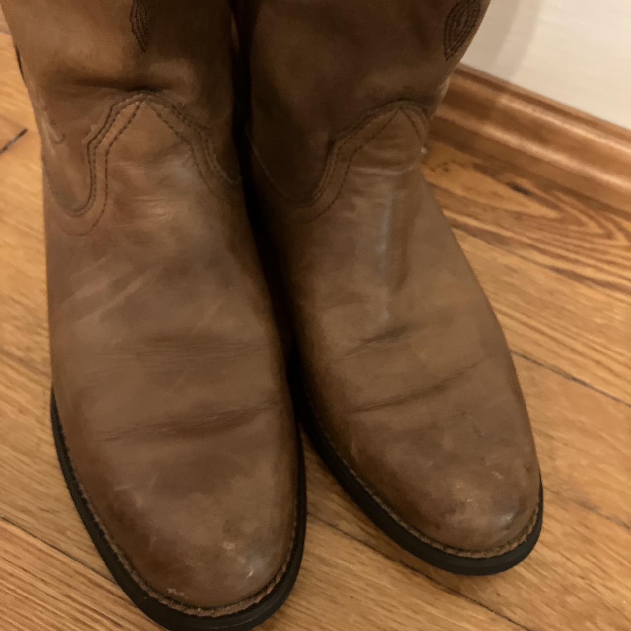 Ariat vintage cowboy boots. Beautiful color. Have... - Depop