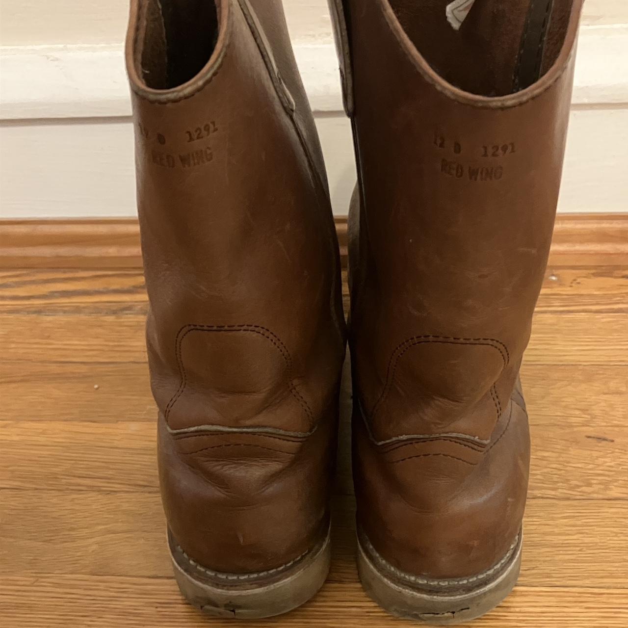 Men’s vintage red wing boots. Some wear on the toes... - Depop