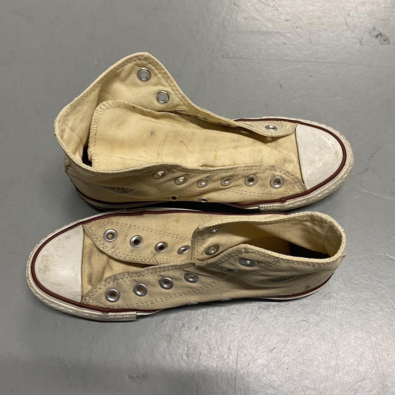 Converse Chuck Taylor all stars No laces Cream - Depop