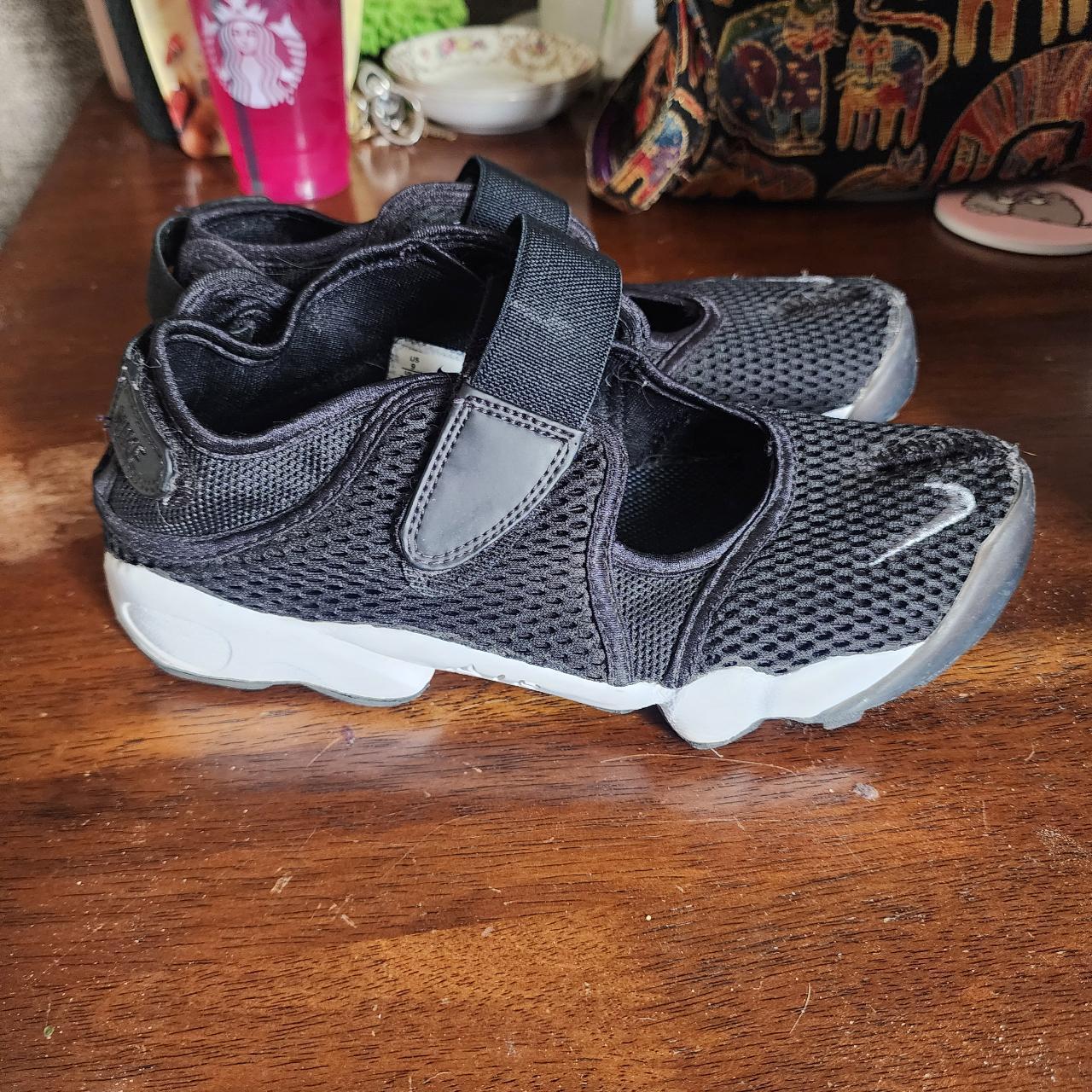 Nike Air Rift Size Women's 9 / UK 6.5.Rare Tabi type... - Depop