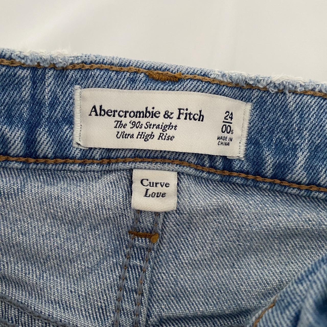 Abercrombie & Fitch Women's Blue and Navy Jeans | Depop