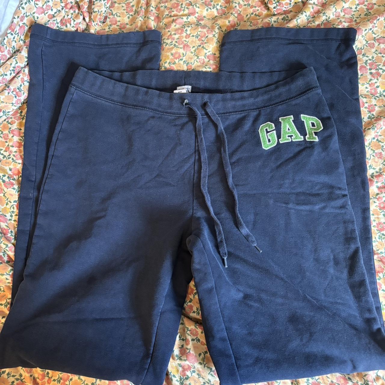 Navy blue flare gap sweatpants!💚 very flattering and... - Depop