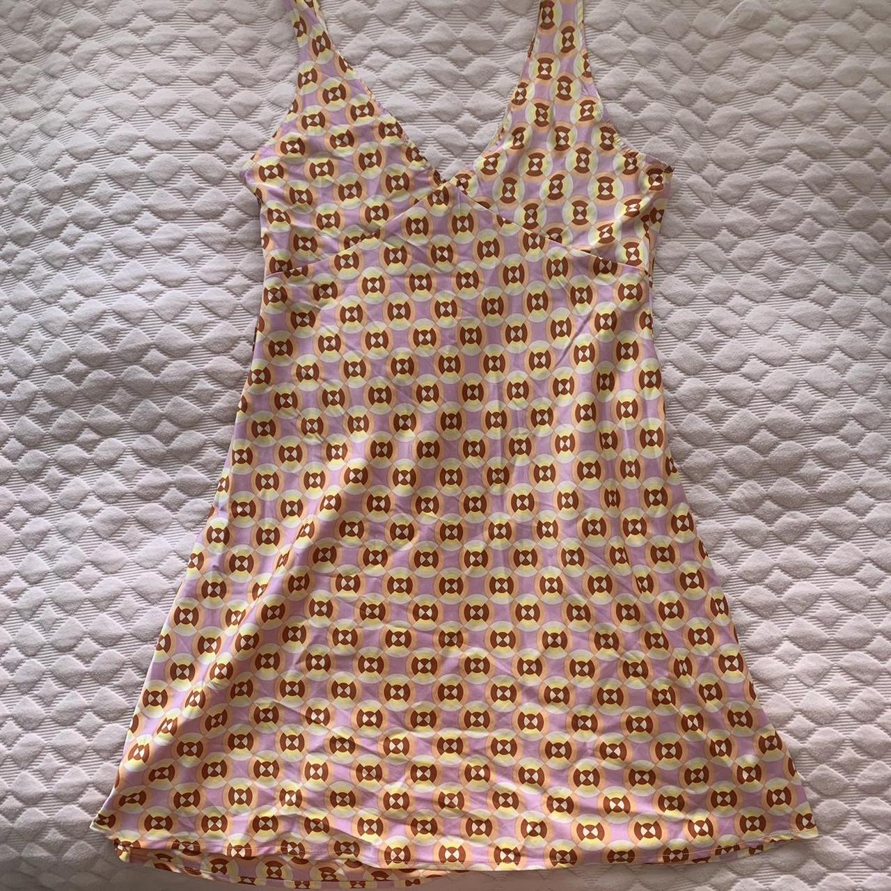 🐚 .* gorgeous loose cotton on spotted slip summer... - Depop