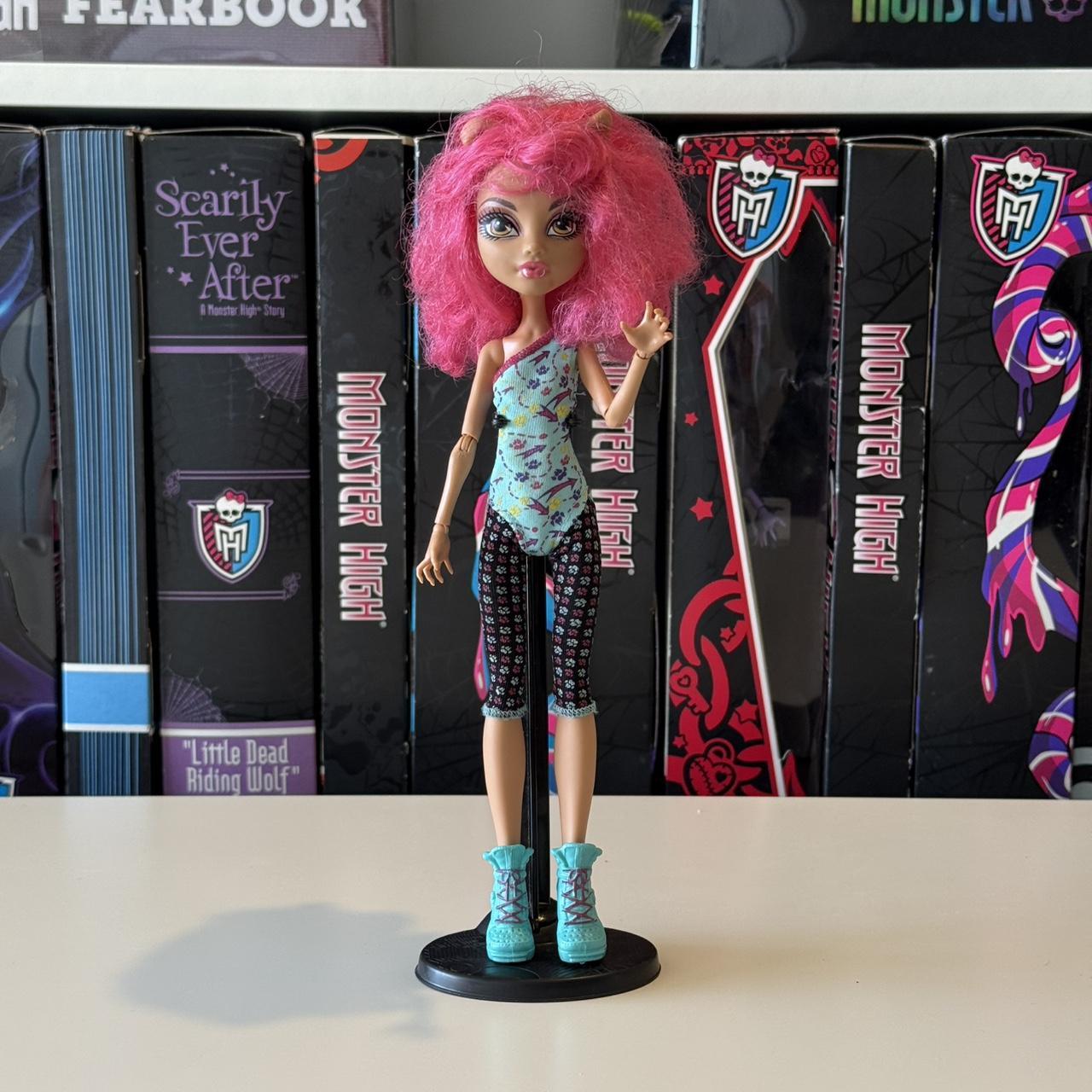 🪩 HOWLEEN WOLF DANCE CLASS 🪩 📸 If you want to see... | Depop