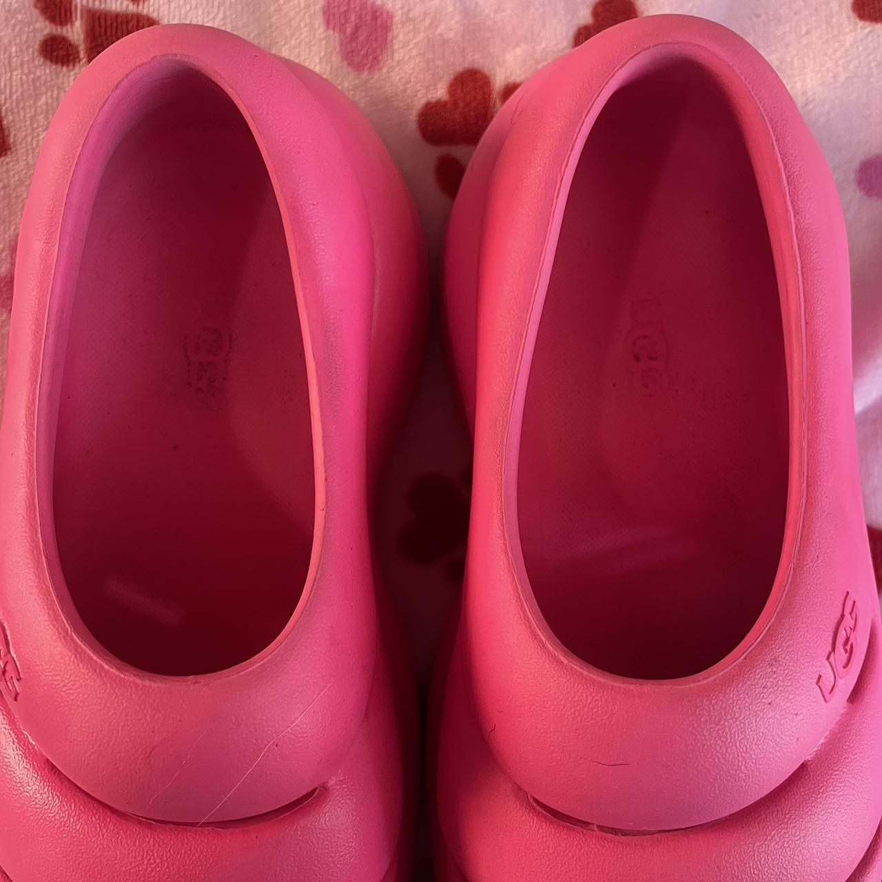 Neon Pink platform Ugg’s. Super comfortable. Pretty... - Depop