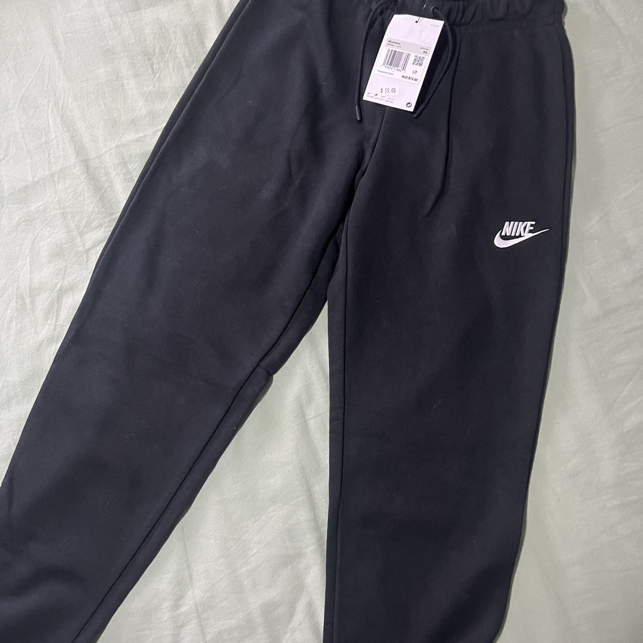 BRAND NEW XS NIKE TRACKIES - Depop