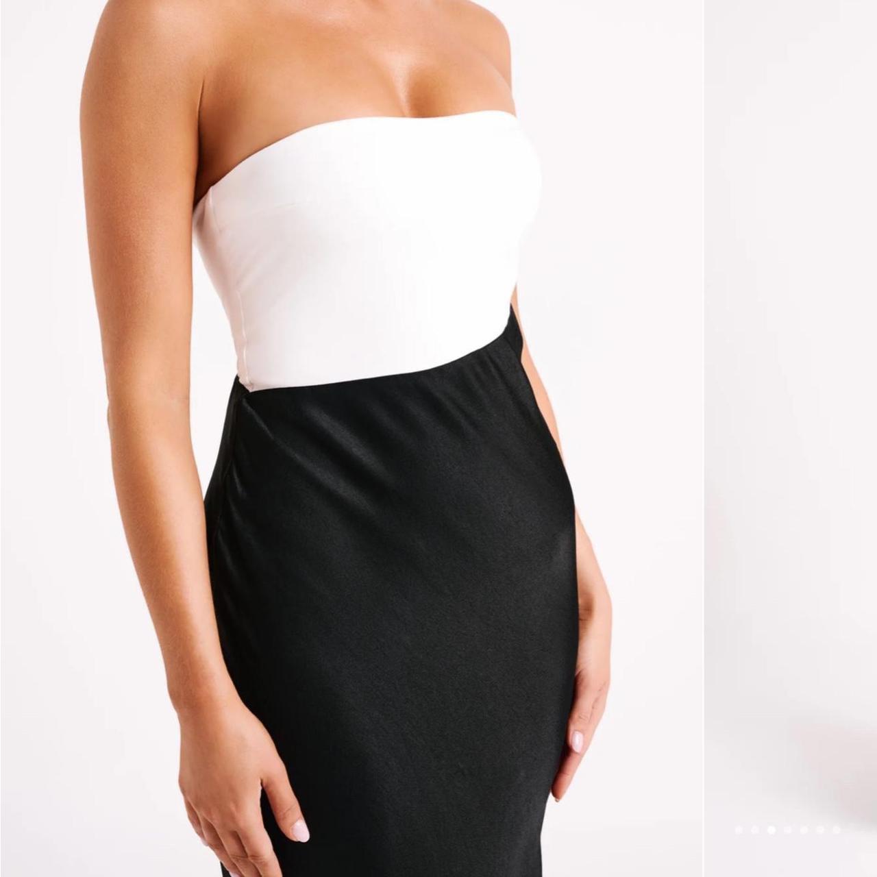 Meshki Miranda contrast maxi dress with slit Size... - Depop