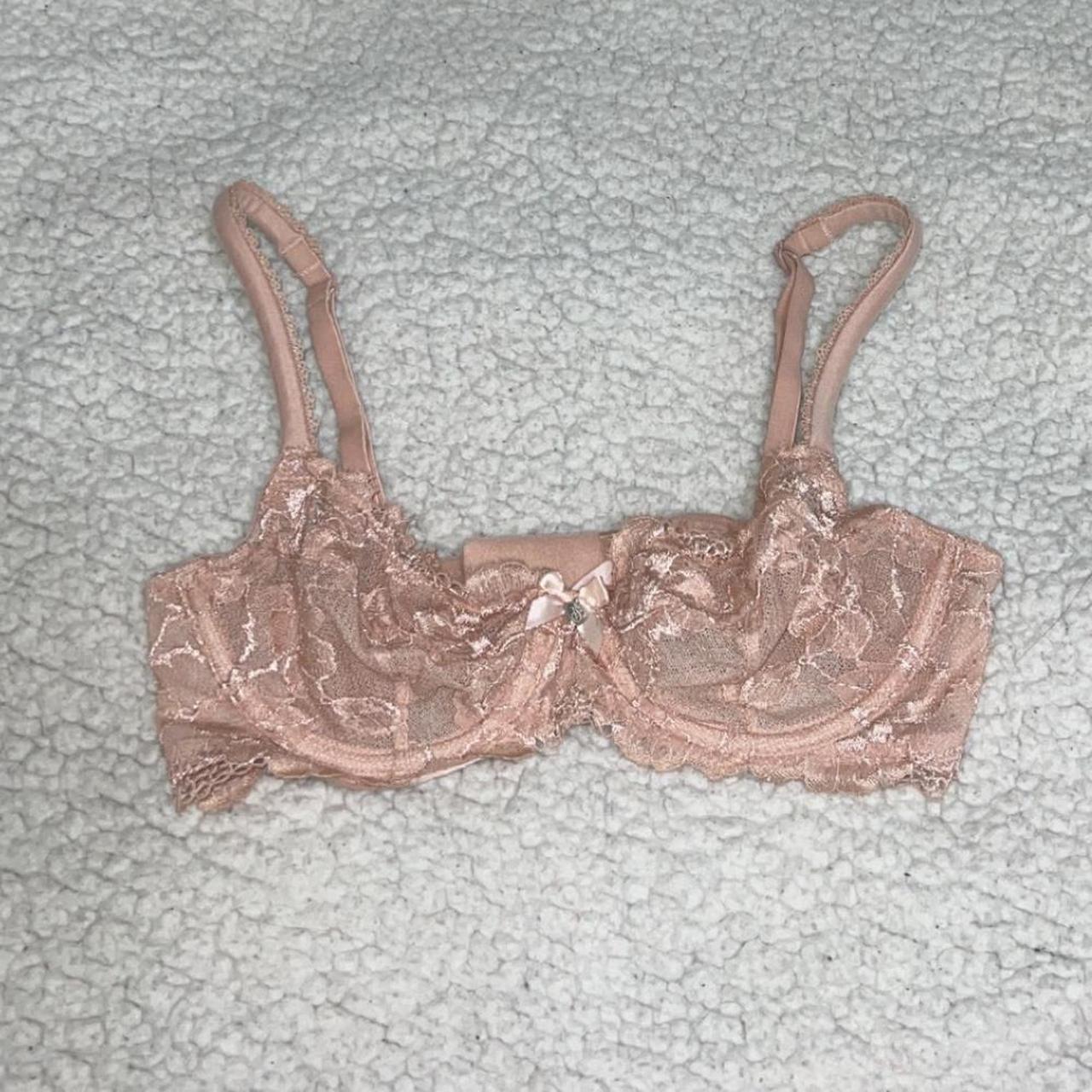 Victoria's Secret Women's Tan and Cream Bra | Depop