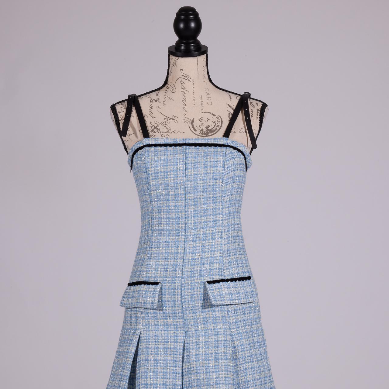 CIDER TWEED DRESS WITH PLEATED SKIRT BOTTOM 100%... - Depop