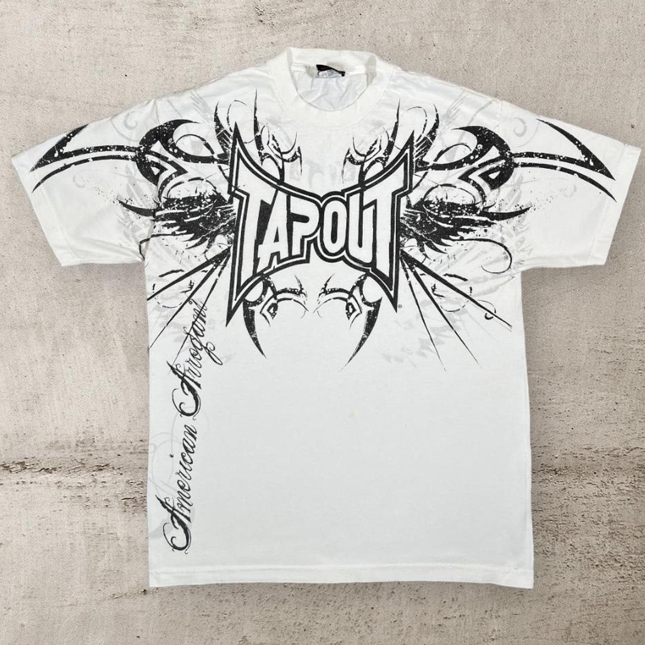 Y2k 2000s TapOut Graphic T-shirt Size large No... - Depop