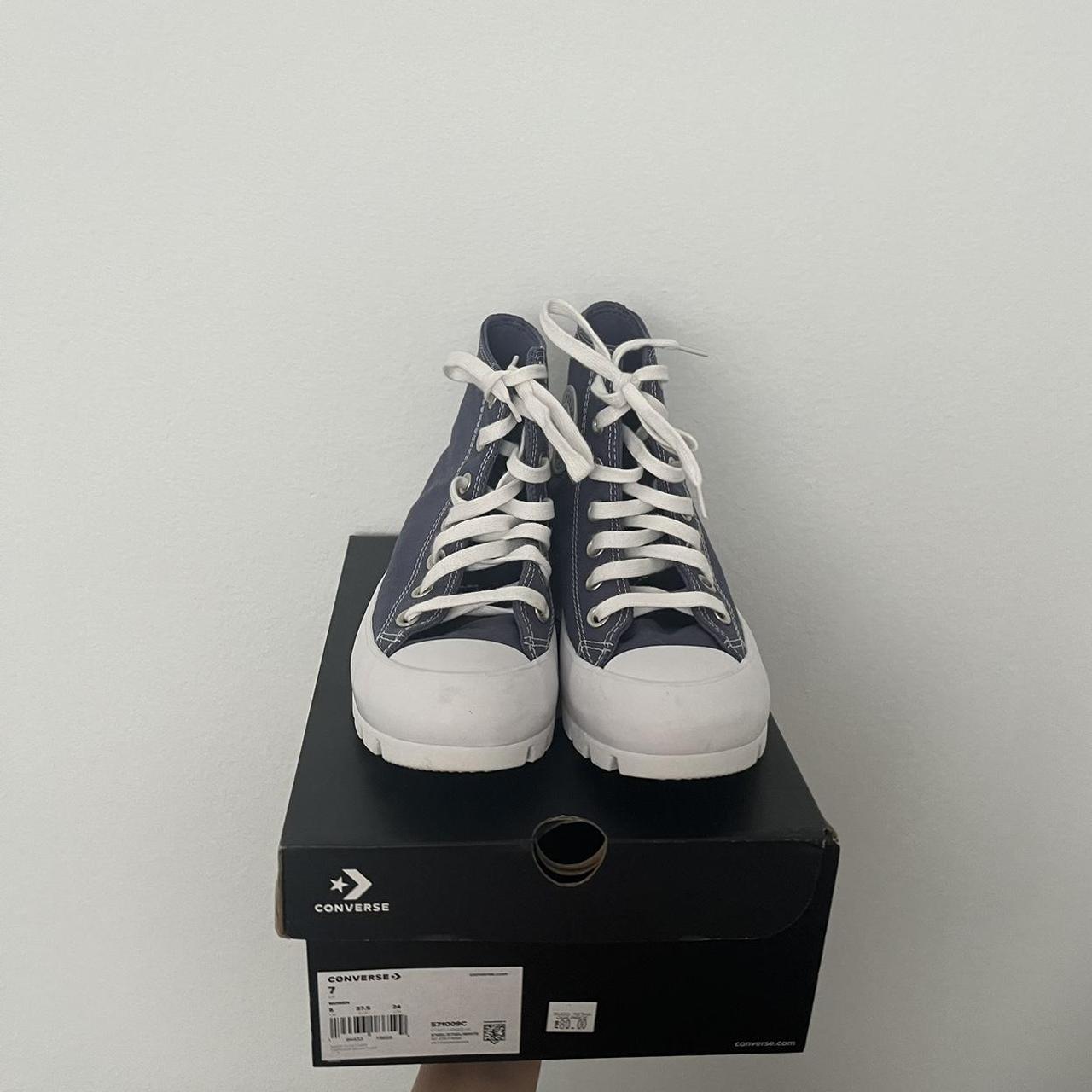 Converse Women's Blue and Grey Trainers | Depop