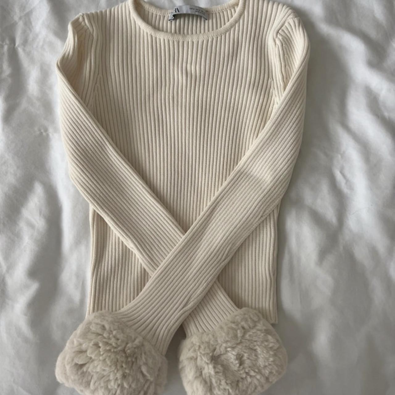Zara knitted top with fluffy cuffed sleeves Only... - Depop