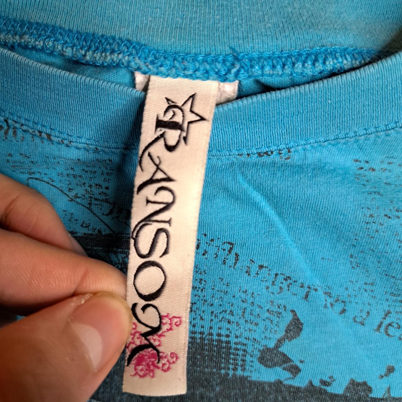 1161- women's y2k ransom brand "I am so hot I'm... - Depop