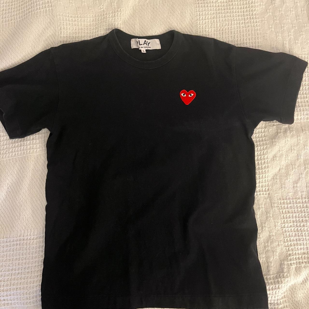 CDG heart logo-patch T-shirt - Depop