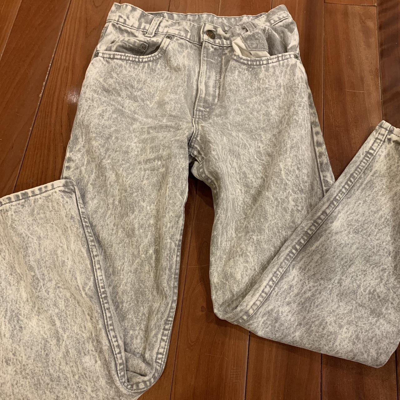 vintage 80s stonewash levi jeans size 23x25 jeans... - Depop