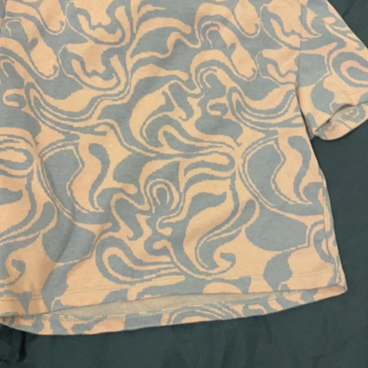 Primark swirl pattern top - Depop