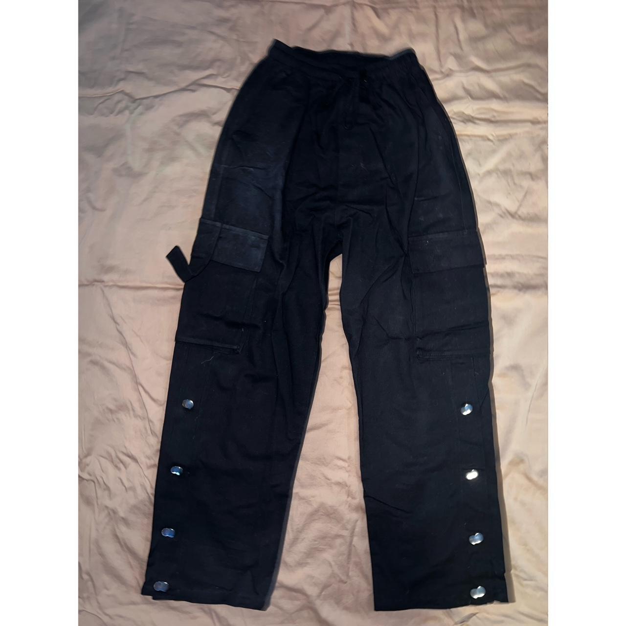 Drawstring black cargos - Depop