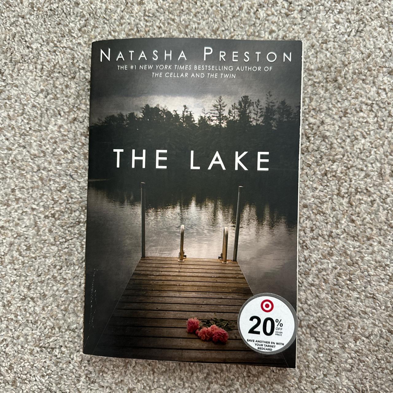 The lake book - Depop